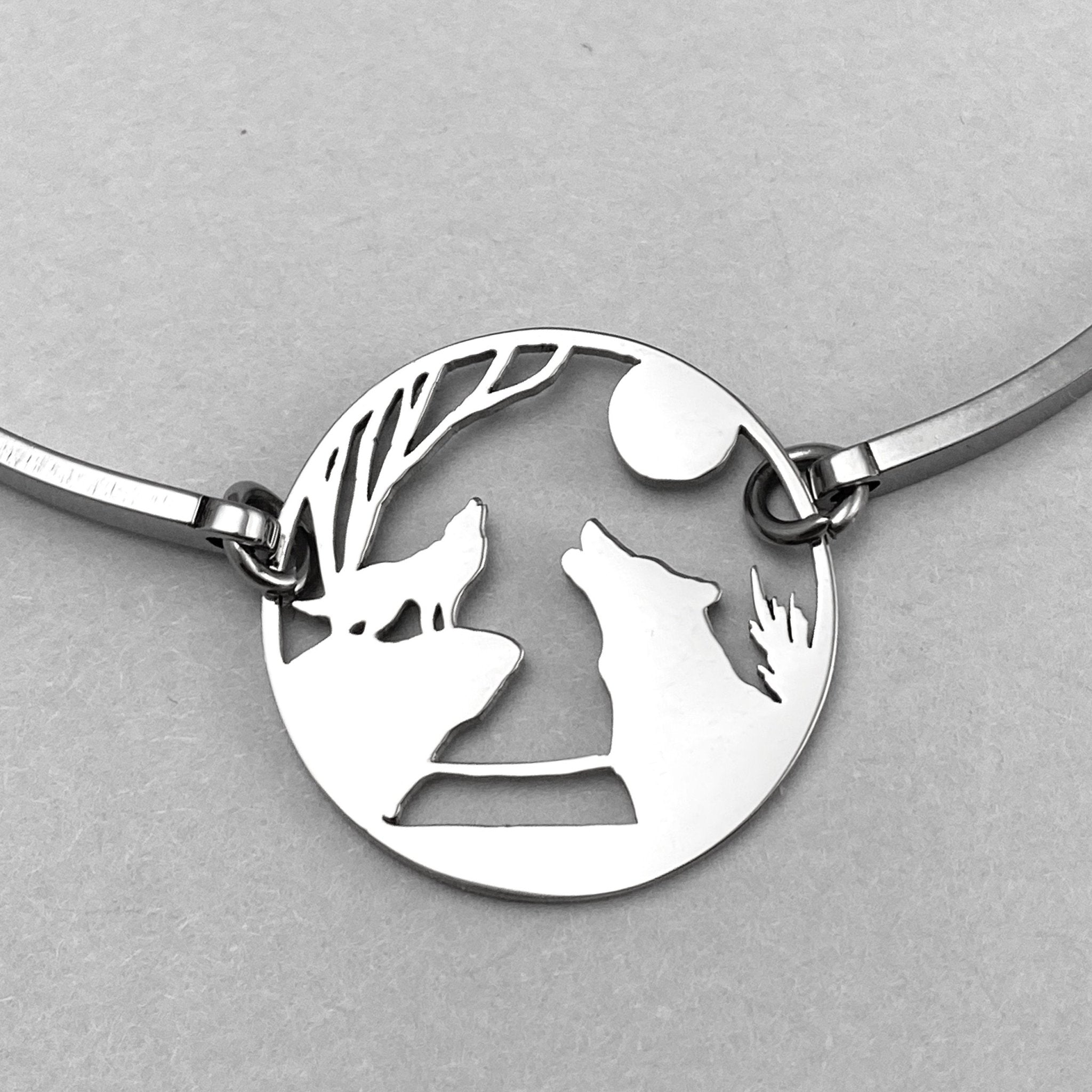 Wolf Pack Large Charm Bracelet – Be Inspired UP